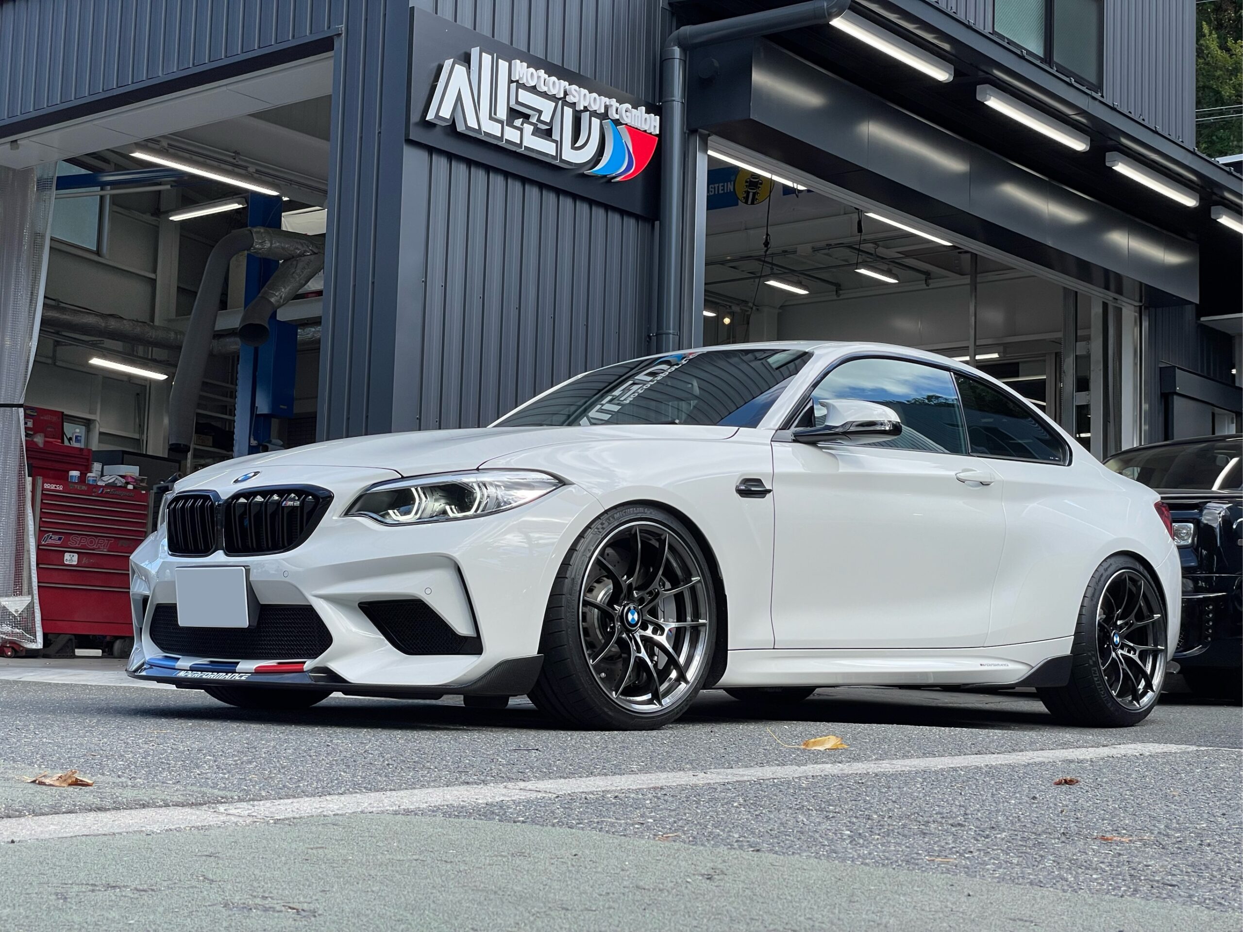 F87 M2 Competition に Eisenmann Carbon Tail OUTLET！ - ALLZU Motorenbau ...