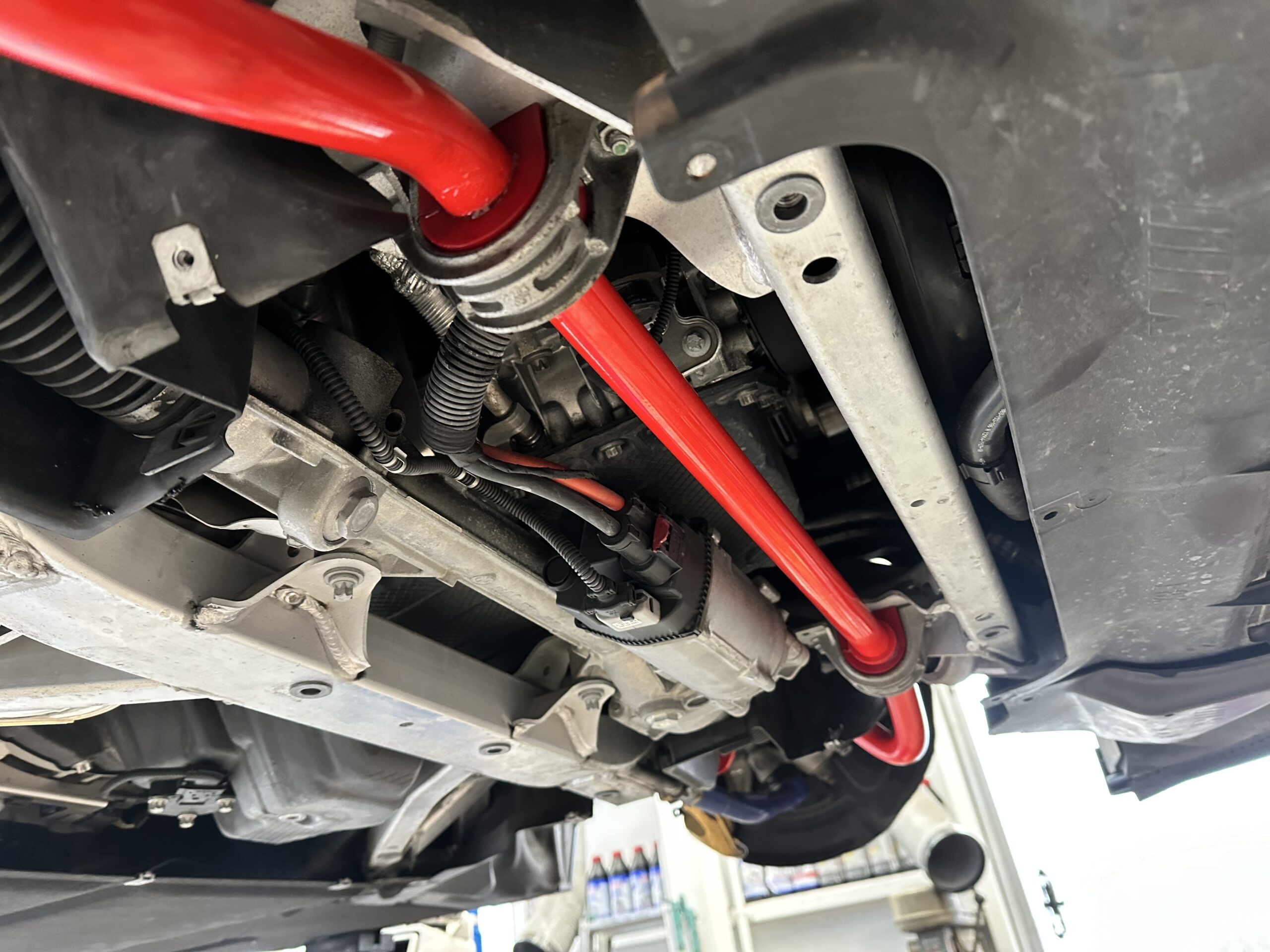 F80 M3 に Eibach ANTI-ROLL-KITでサーキット走行準備！ - ALLZU Motorenbau : アルツモトーレンバウ